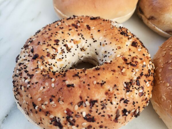 Costco Bagels - 5 Flavors Ranked, Storage Tip, Calories